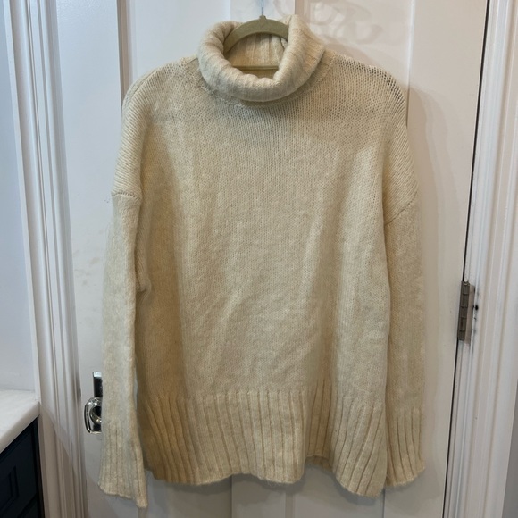 H&M | Sweaters | Oversized Hm Cream Turtle Neck Sweater | Poshmark